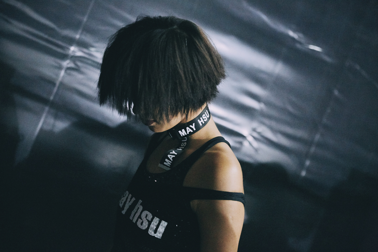 MAY HSU秀场后台花絮_摄影师LunaWong-站酷ZCOOL