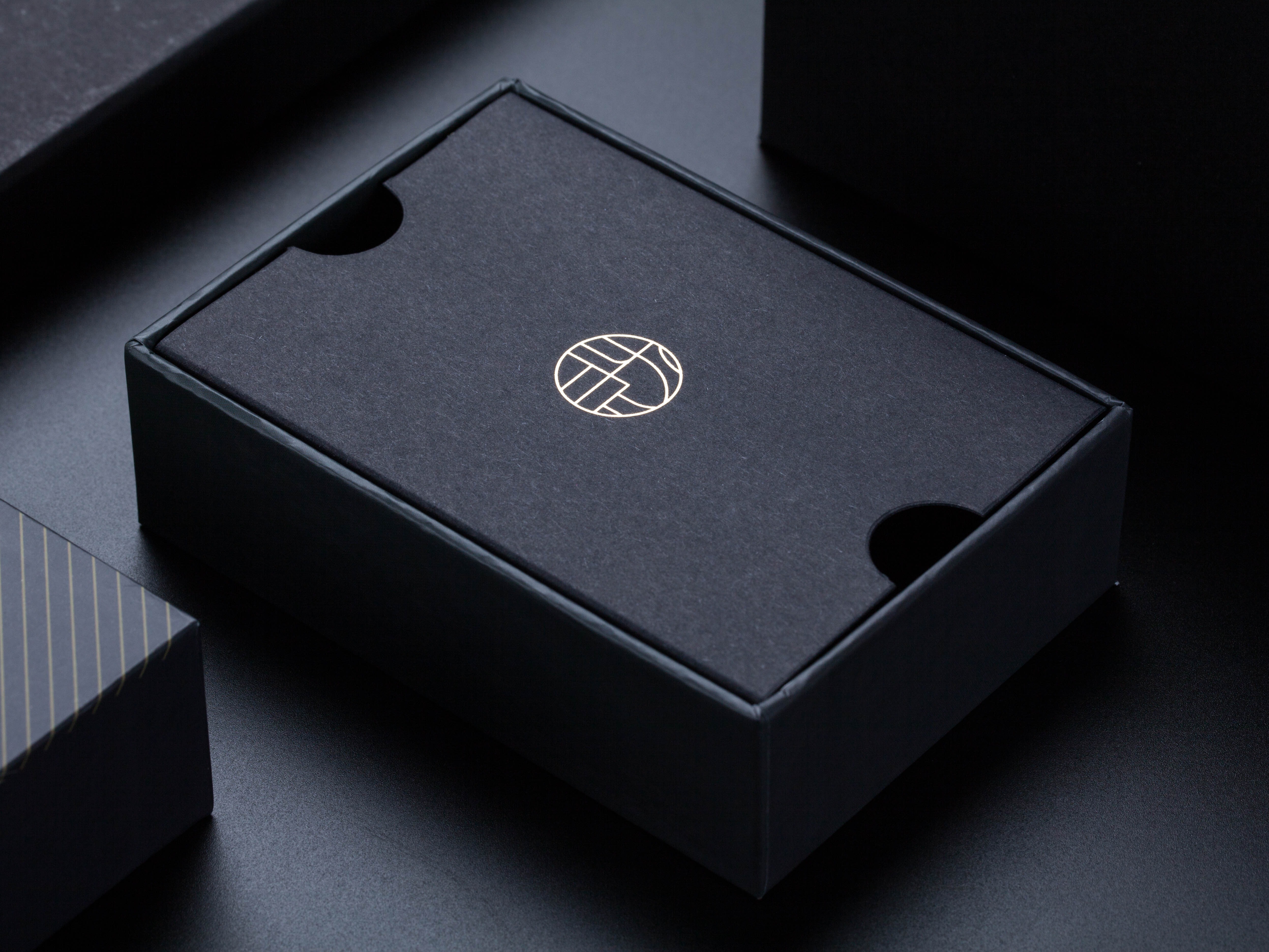 耳机_liuzheyu-站酷ZCOOL