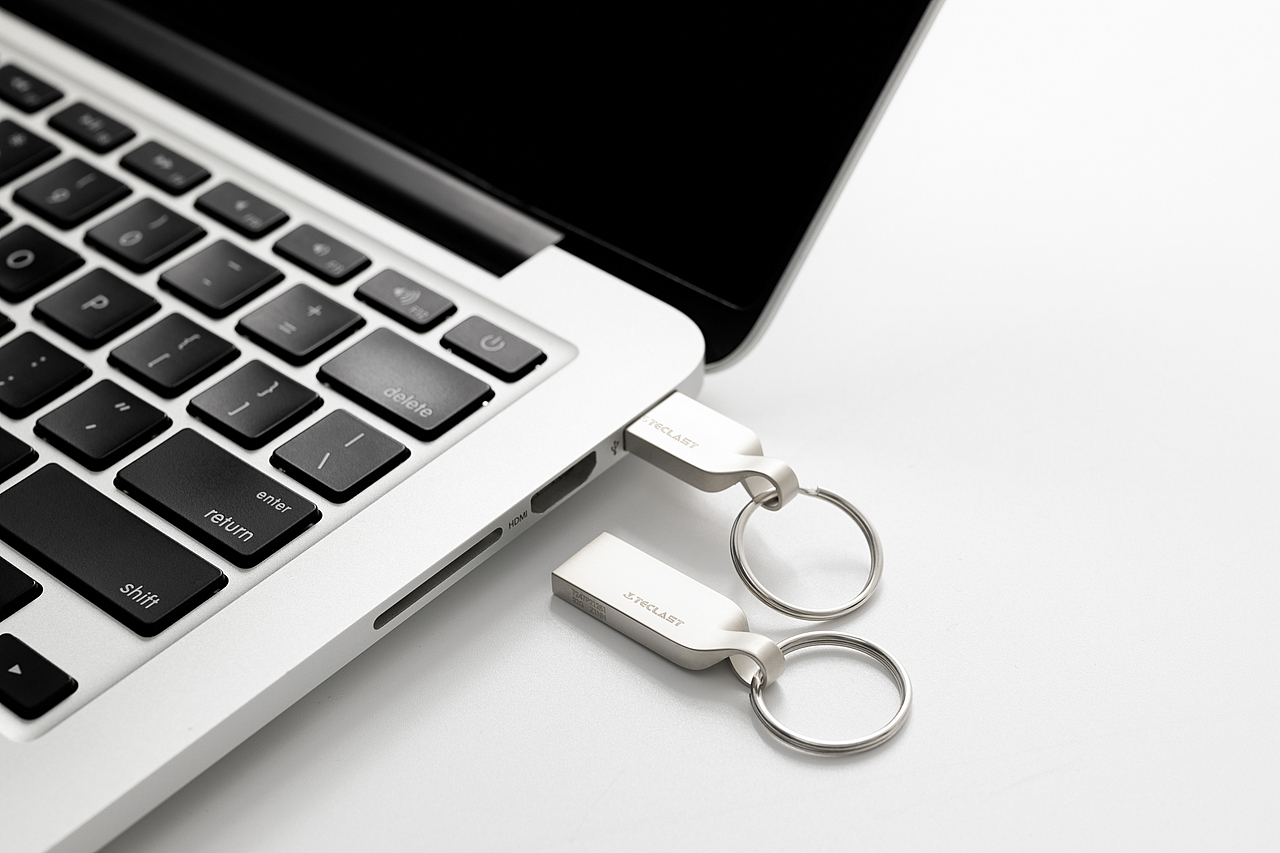 品牌案例丨台电 莫比乌斯环 金属防水U盘_白底图-站酷ZCOOL