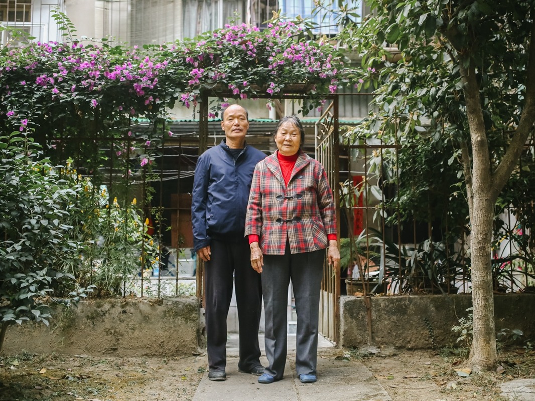 我们坐下来吃了顿饭 仿佛一家人_山林纪-站酷ZCOOL