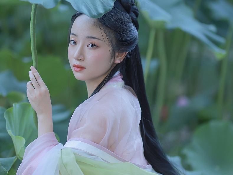 绿荷_莓兮MAY-站酷ZCOOL