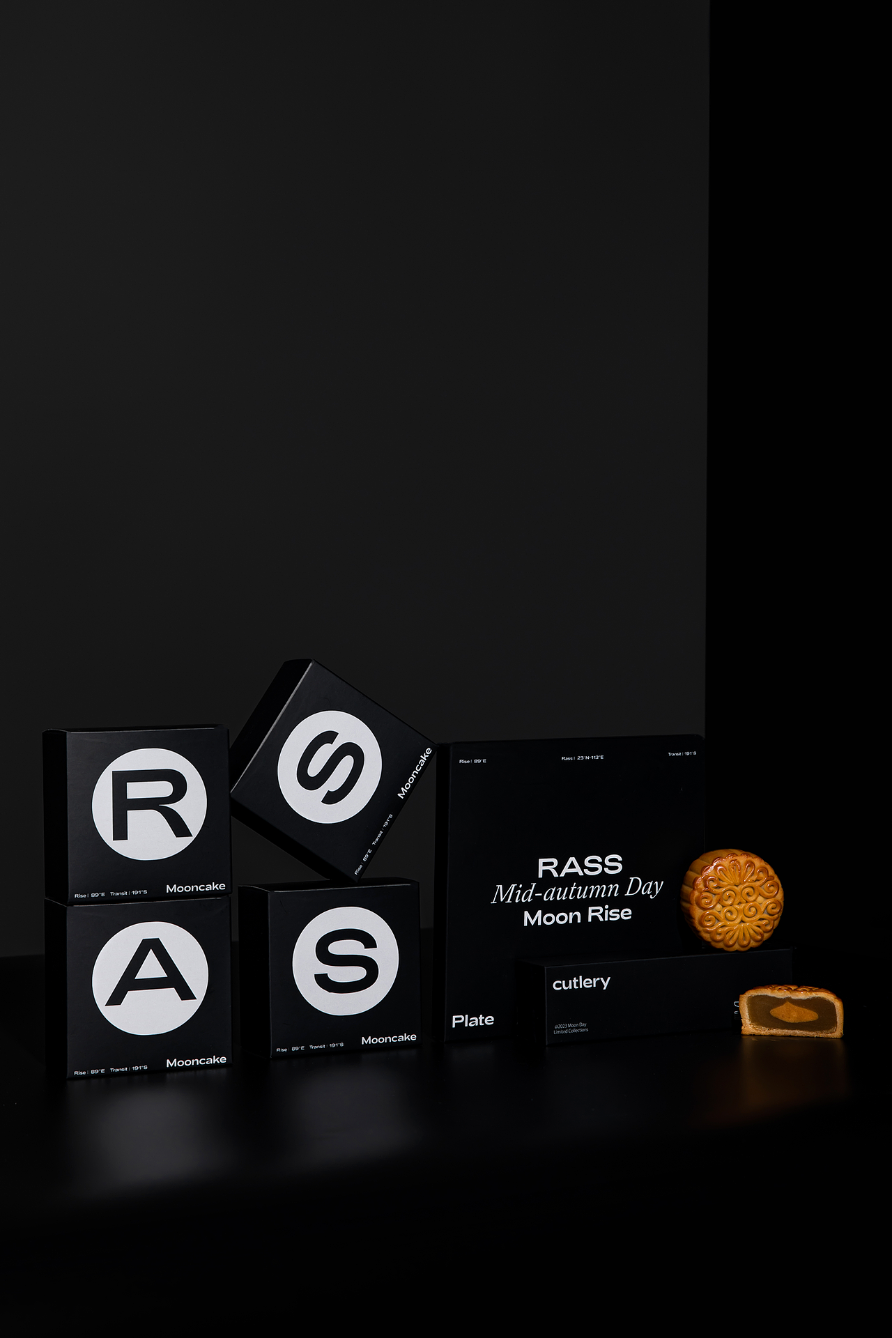 2023_RASS*服饰品牌 中秋节日限定礼盒_包装设计_cWAYNE-站酷ZCOOL