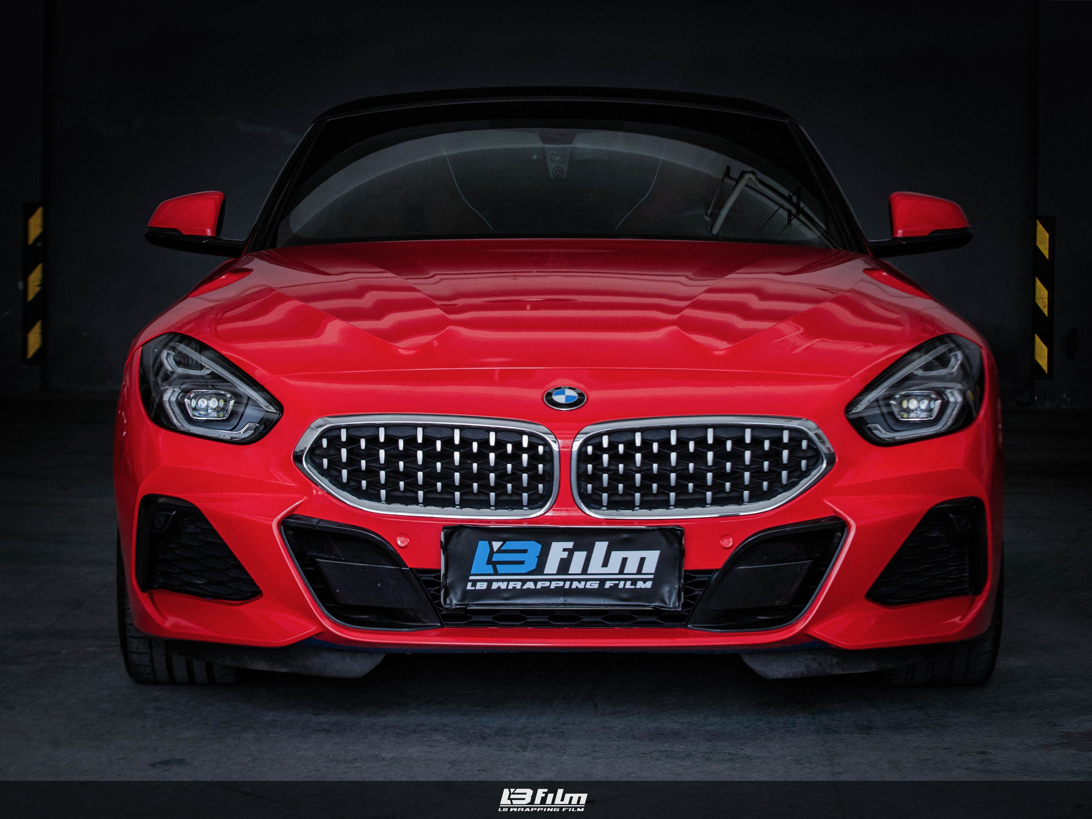 这样的宝马Z4是你喜欢的吗？_Moment工作室-站酷ZCOOL