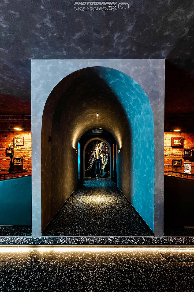 北京，深夜emo酒吧环境拍摄_放风筝的猫-站酷ZCOOL