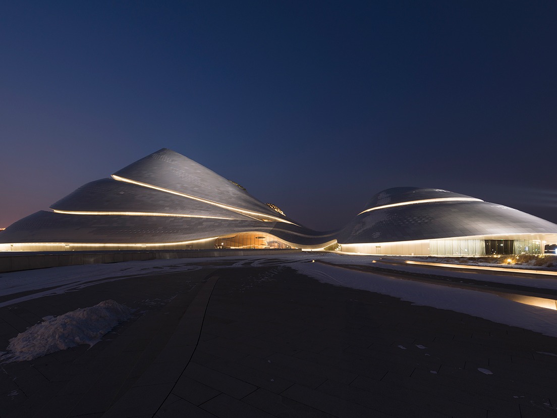 必修课丨大师作品赏析（二）哈尔滨大剧院_爱佳灵感-站酷ZCOOL