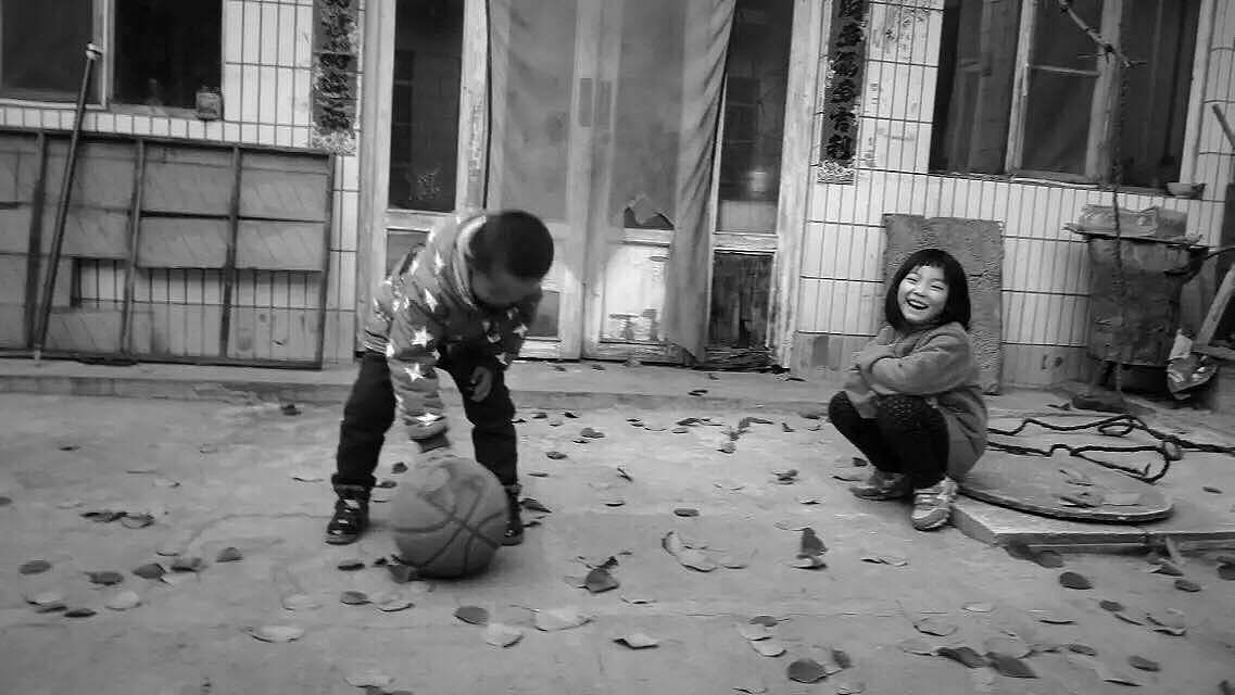 姐弟_nirvana摇-站酷ZCOOL