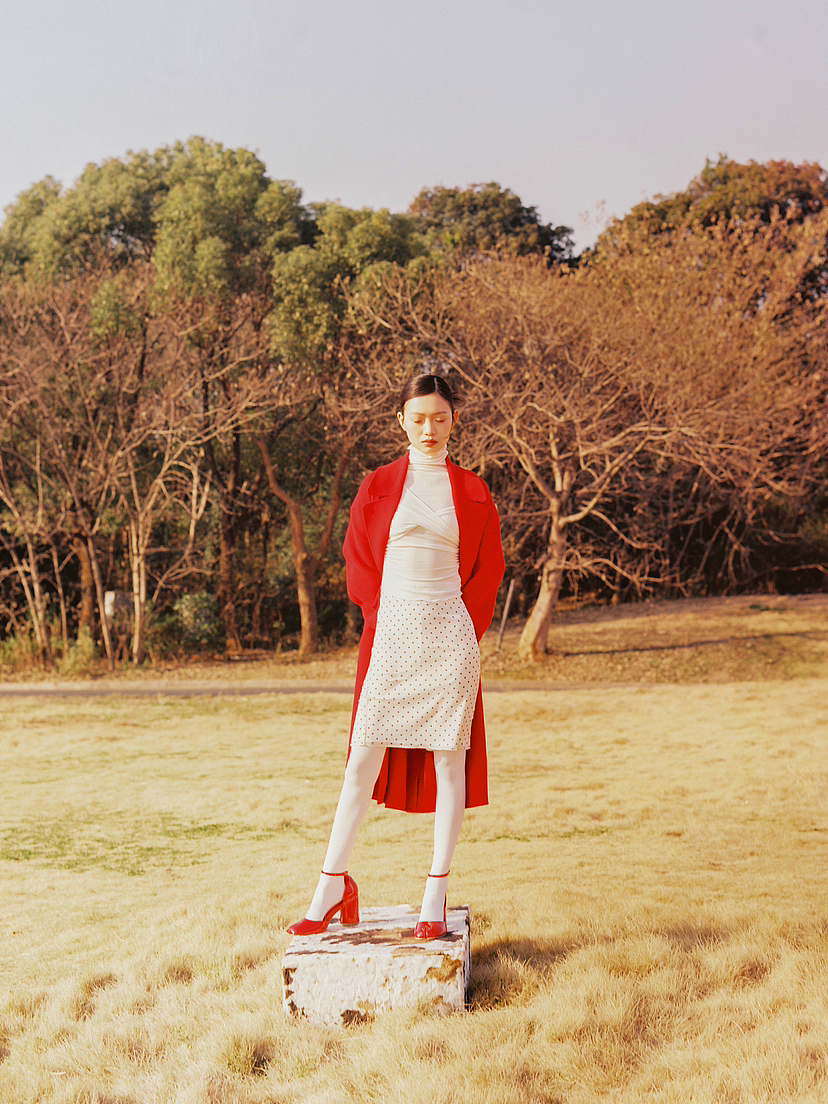 一抹红_星汉模特经纪miki-站酷ZCOOL