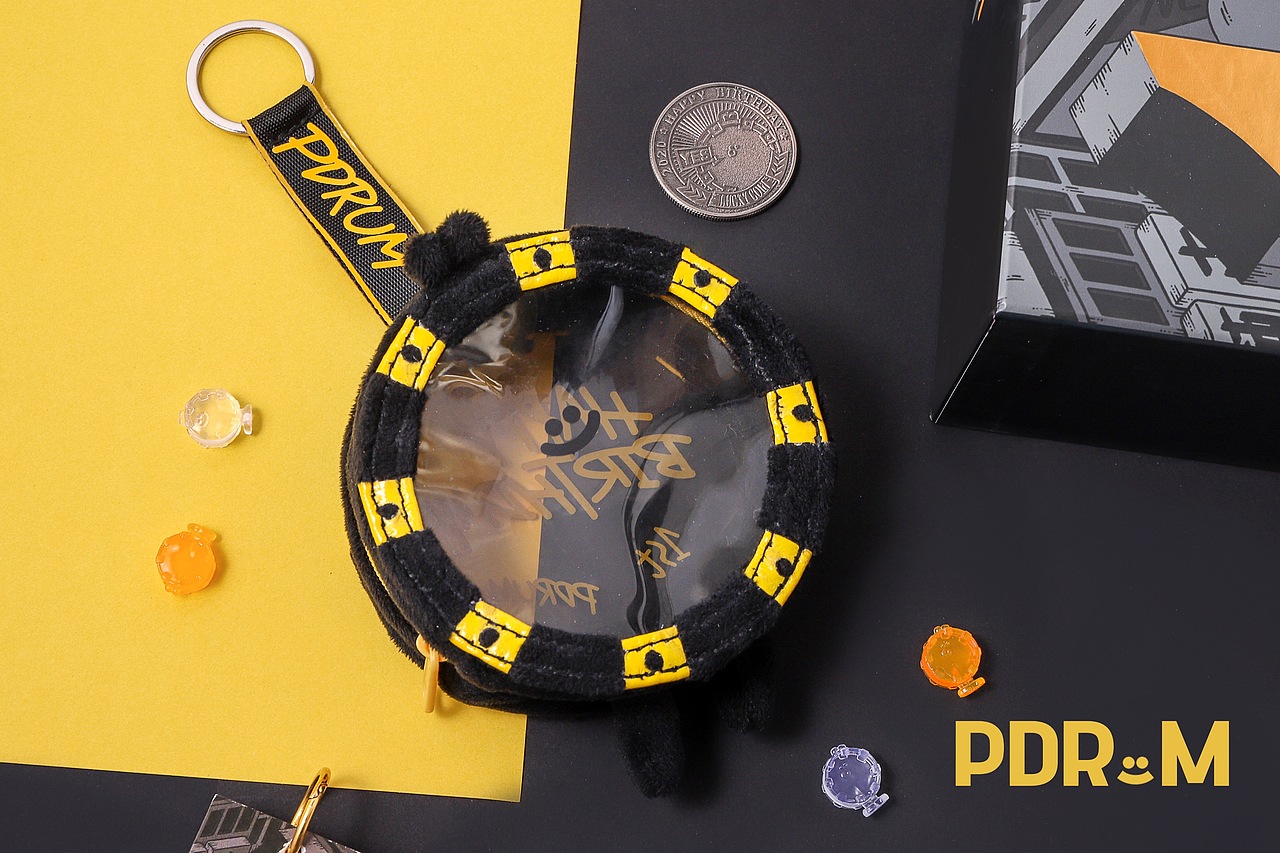 PDRUM屁屁鼓-黑金派对-潮玩_ES女王样-站酷ZCOOL