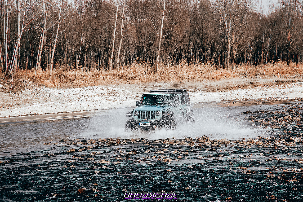 汽车摄影｜Jeep 牧马人_AKIRA车摄-站酷ZCOOL