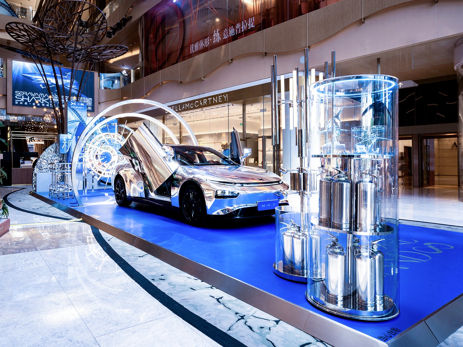 小鹏汽车 x K11 x 空山基 x 观月物造™ 展台设计_观月物造-站酷ZCOOL