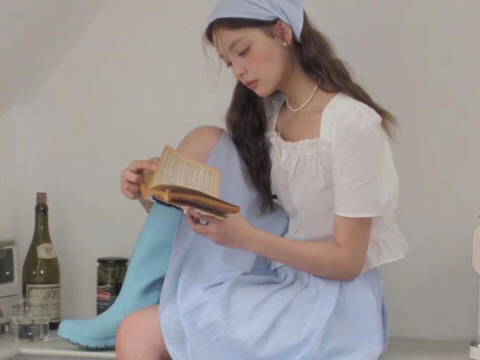 小卷毛_TRT制片经纪955-站酷ZCOOL