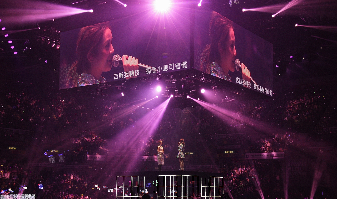 twins演唱会_mavivian-站酷ZCOOL