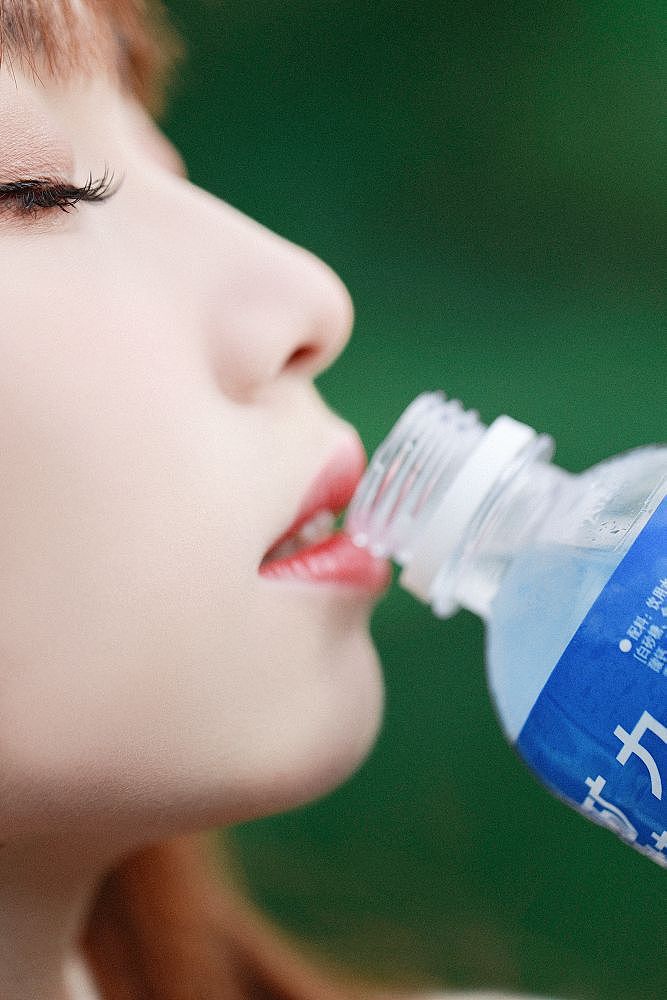 JK女孩_大千Gz-站酷ZCOOL