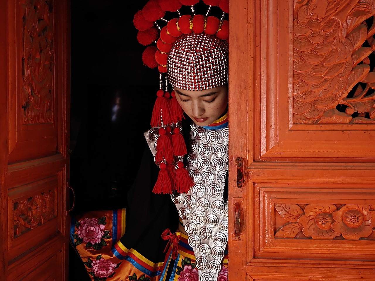 民族华服拍摄～手机样片_海和蓝-站酷ZCOOL