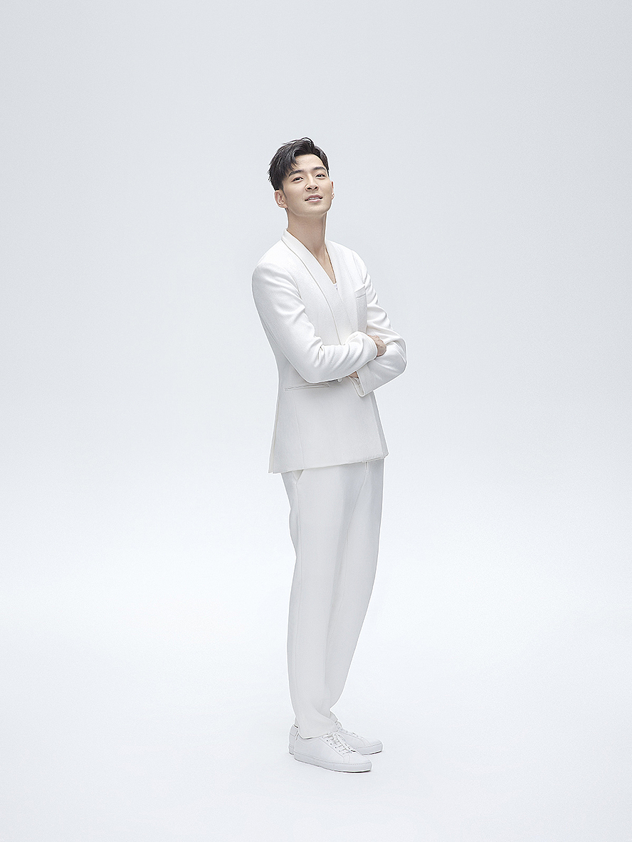 李铢衔JAMES _修图师YING-站酷ZCOOL