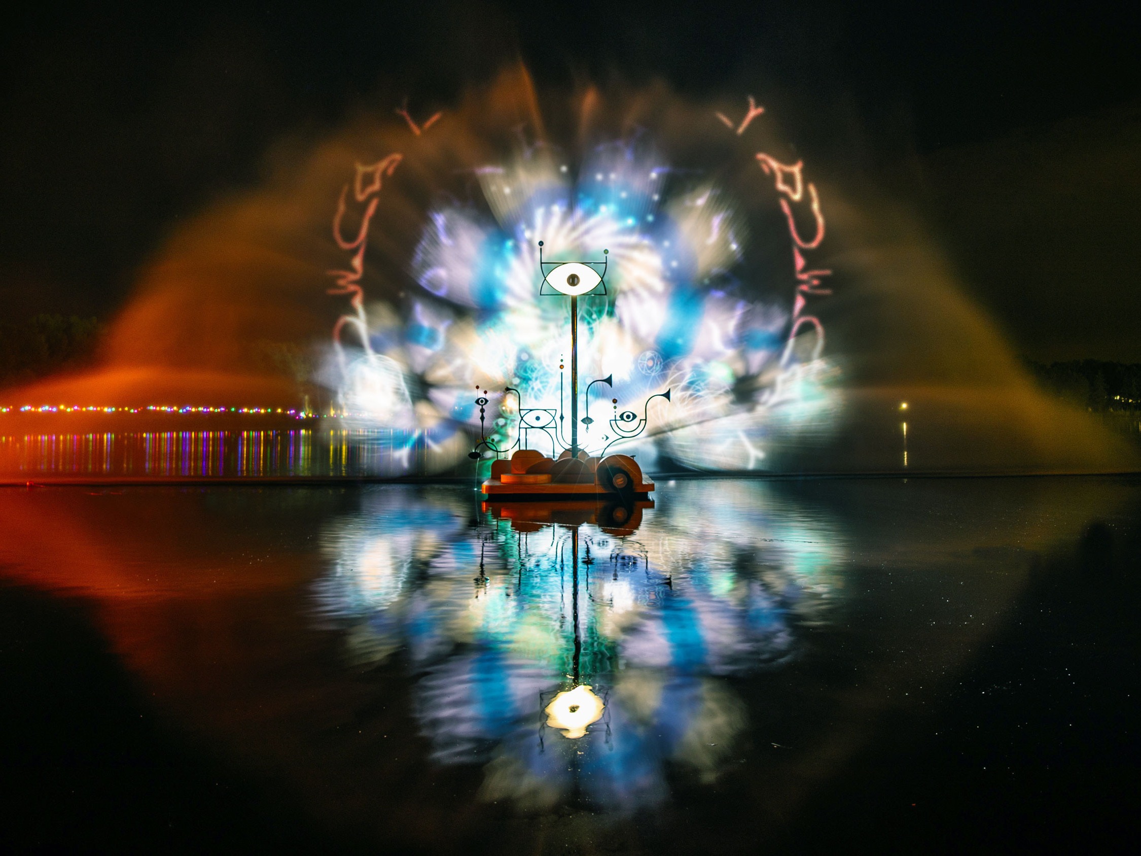 互动水幕投影--浪漫的近月点_TMTT全息光影-站酷ZCOOL