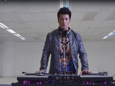 杜蕾斯广告_IPLUS艾普拉斯-站酷ZCOOL