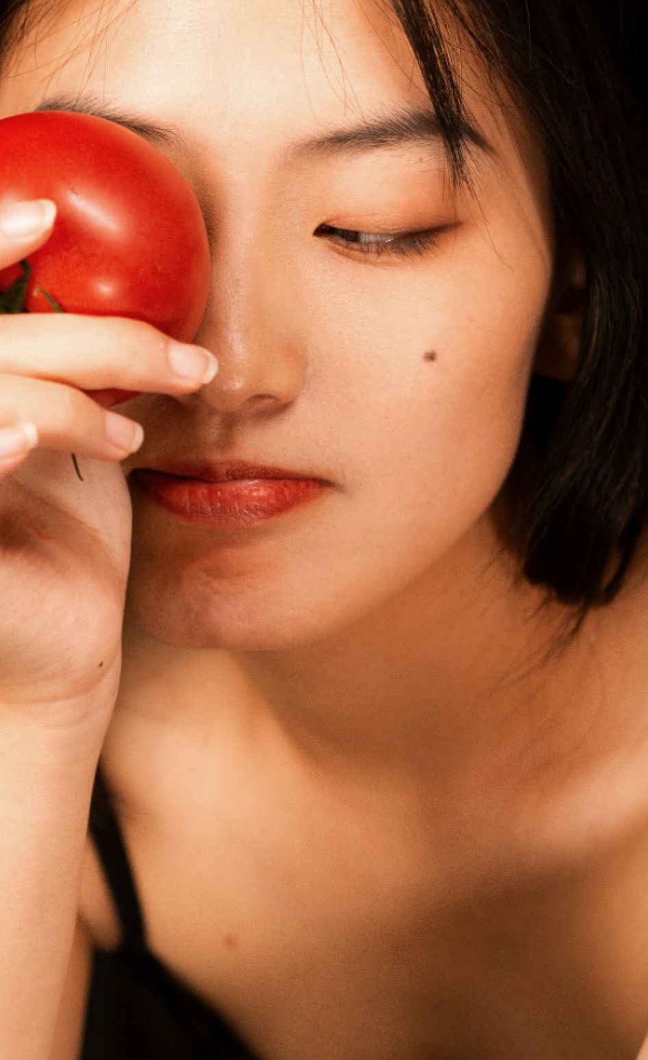 宿舍人像——西红柿少女_maxiyue-站酷ZCOOL