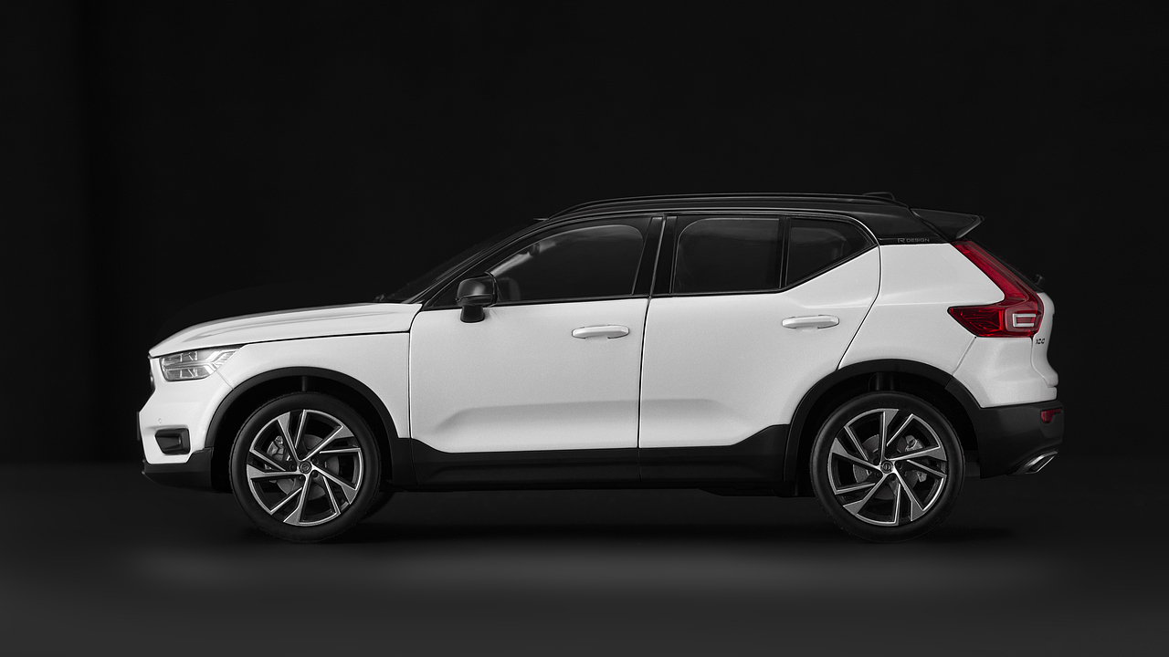 VOLVO（沃尔沃）XC40汽车模型拍摄|产品摄影|静物摄影_穗谷-站酷ZCOOL