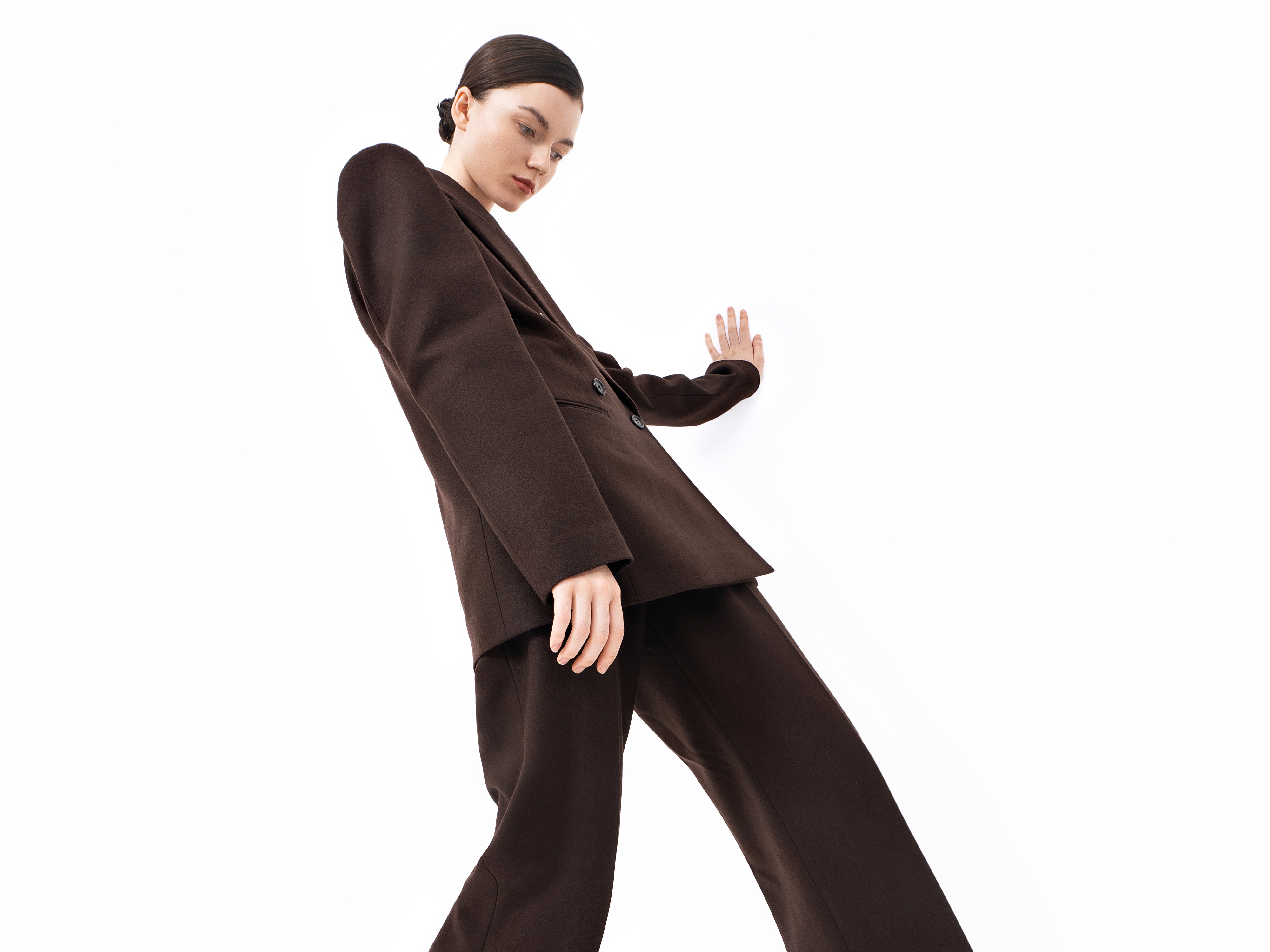 BRIGHT BEE 2021拍摄_wjw吴-站酷ZCOOL