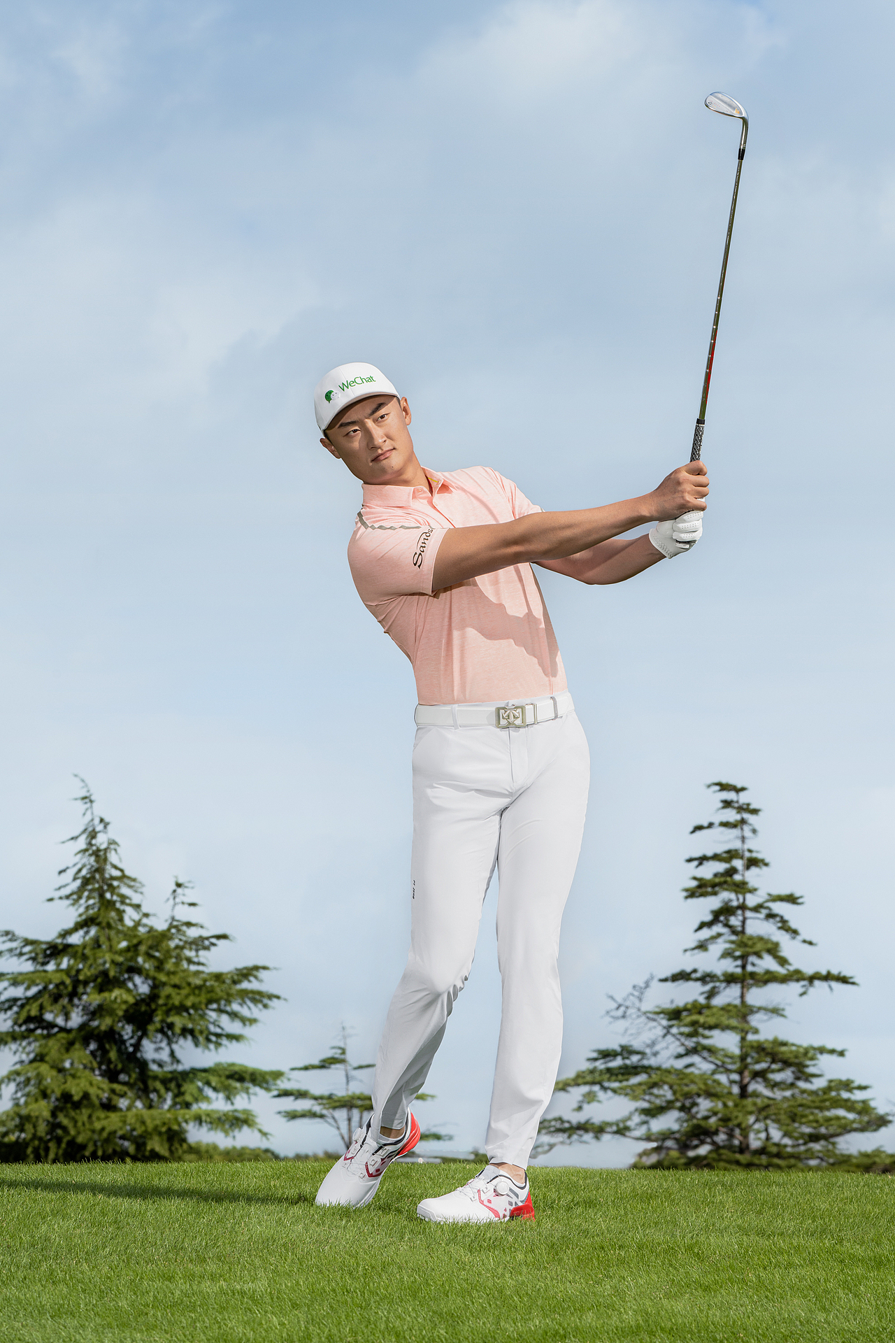 李昊桐 | 迪桑特DESCENTE 户外高尔夫_杨易昌Double_E-站酷ZCOOL