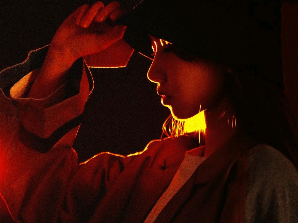 人像摄影 废墟_杨咩咩是907-站酷ZCOOL