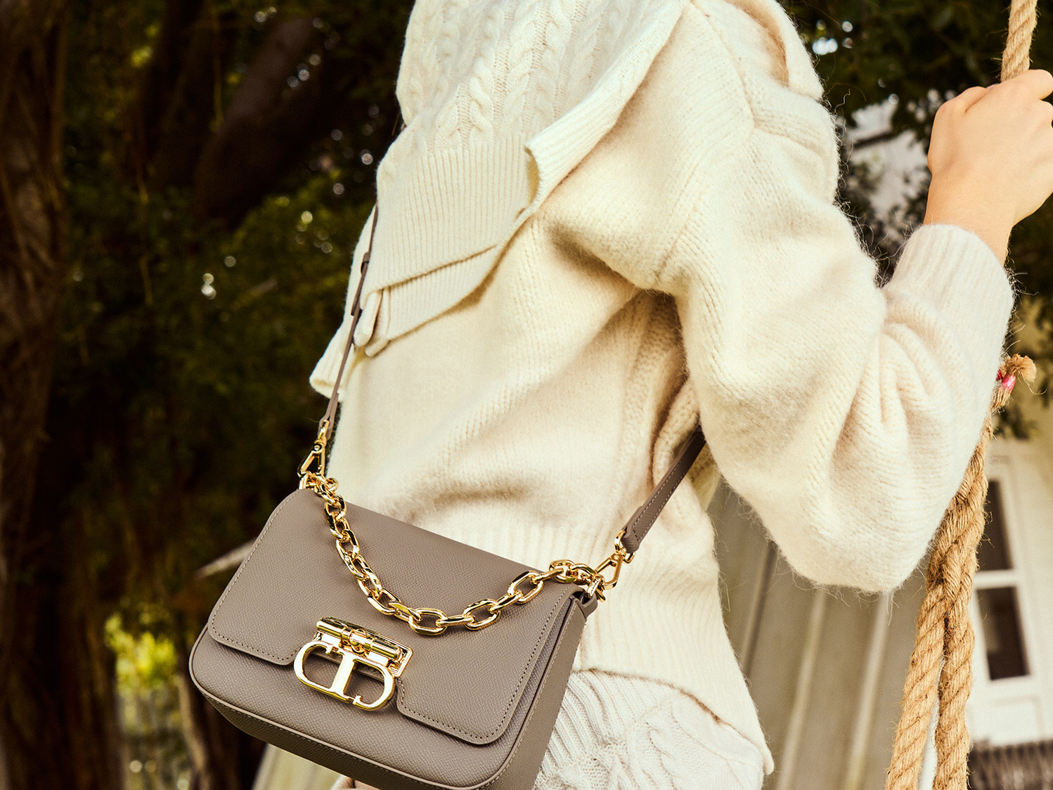 HONGU ONLINE 2023FW COLLECTION_森斯广告SENSI-站酷ZCOOL