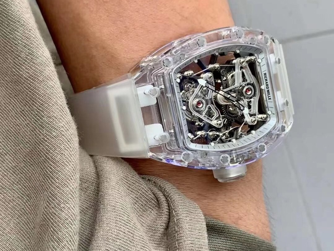 忠一表业：无冕之王，EUR超轻薄、全透明蓝宝石水晶陀飞轮理查德RM056腕表 _忠一表业-站酷ZCOOL