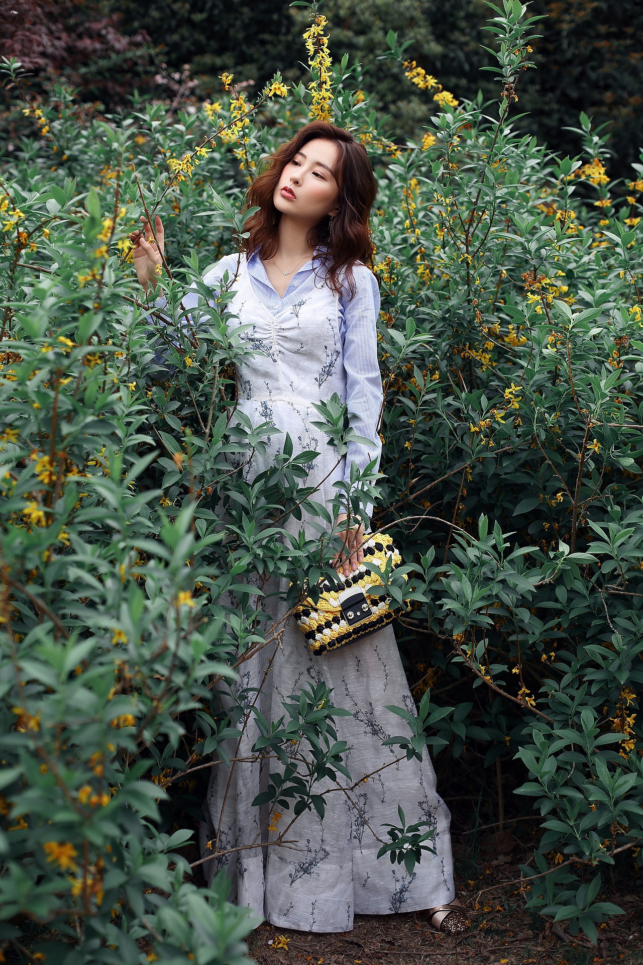 《VIVI美眉》5月刊_任東-站酷ZCOOL