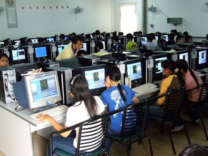 科技时代丨为什么身边的人都想学计算机，计算机真的有那么好吗？_dasein58-站酷ZCOOL