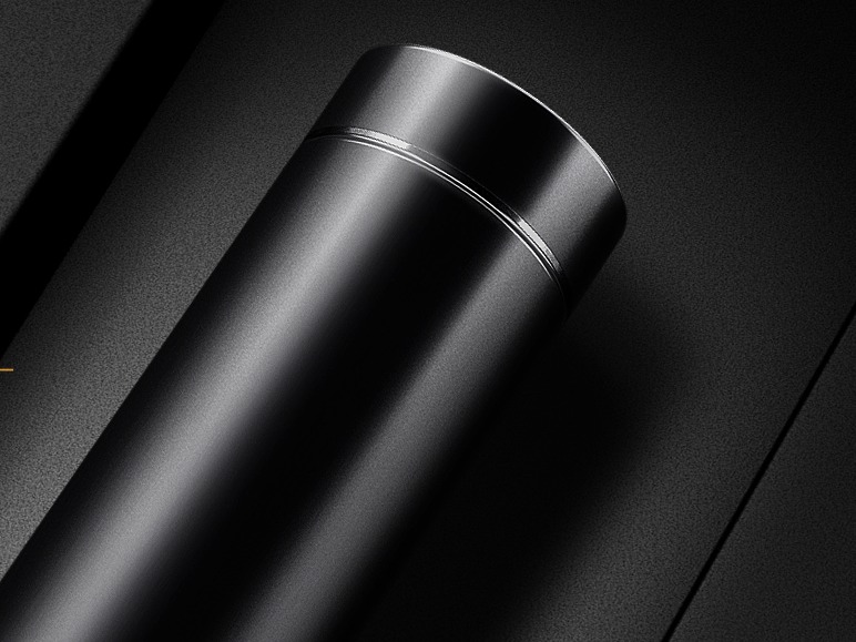 C4D写实风-商务保温杯海报_梓铭_Ming-站酷ZCOOL