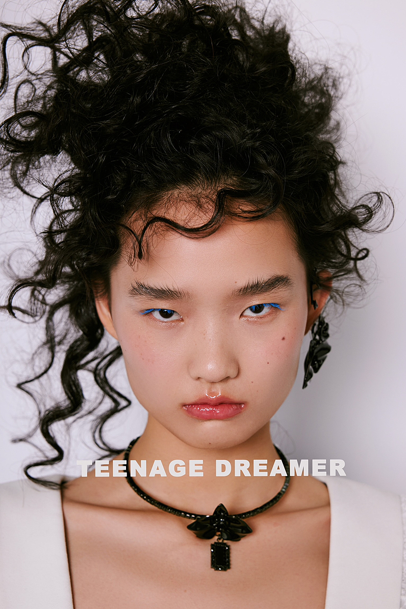 少女梦想家_LV_绿-站酷ZCOOL