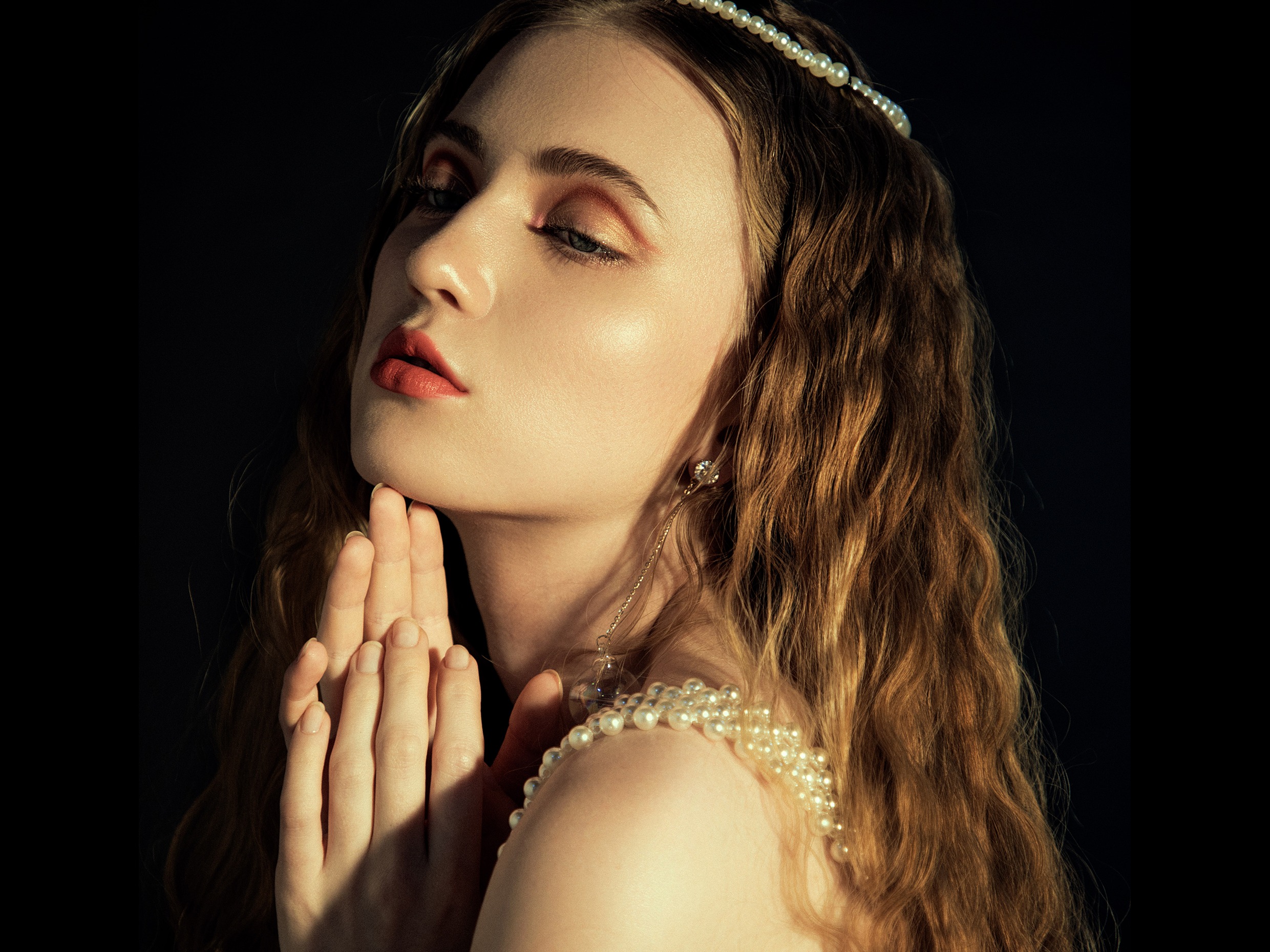 珍珠少女_外模经纪人Yana-站酷ZCOOL