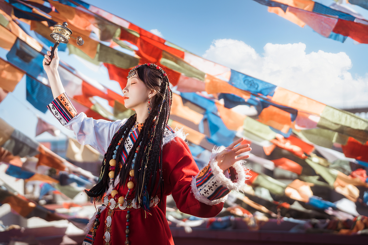 藏服写真（zhizhi就是鲤鱼王）_Mox999-站酷ZCOOL