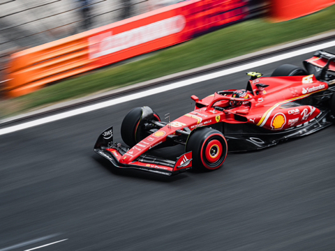 2024年上海F1大奖赛赛车_Chris_Photograph-站酷ZCOOL