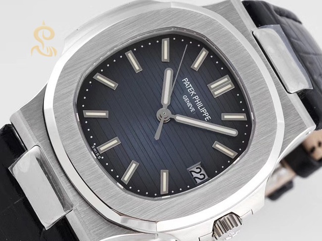 忠一表业：PPF百达翡丽鹦鹉螺v4版对比之前到底升级在哪里？_忠一表业-站酷ZCOOL