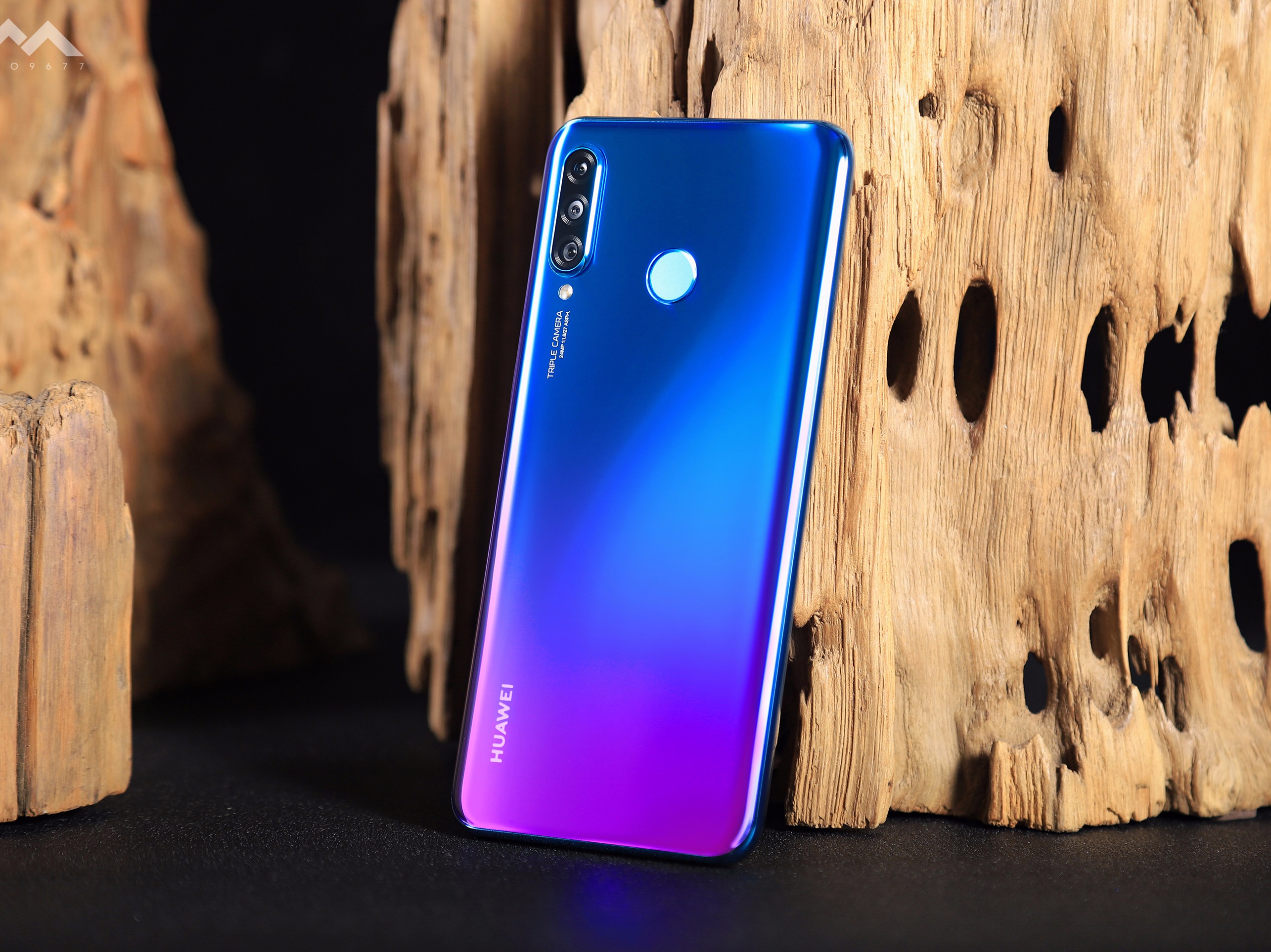 华为nova4e产品实拍_林默9677-站酷ZCOOL