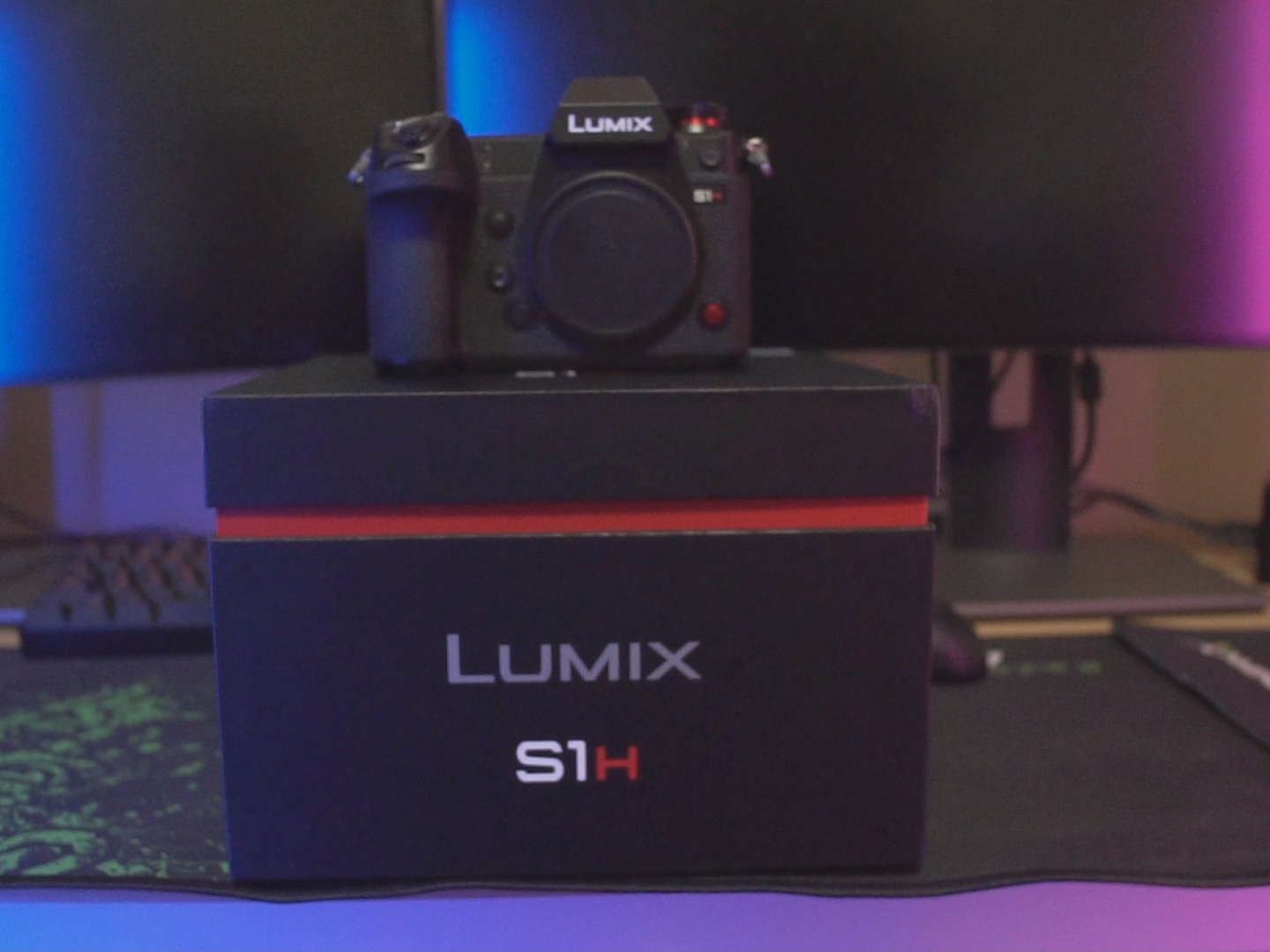 松下SH1开箱视频_本命两个墙头无数-站酷ZCOOL