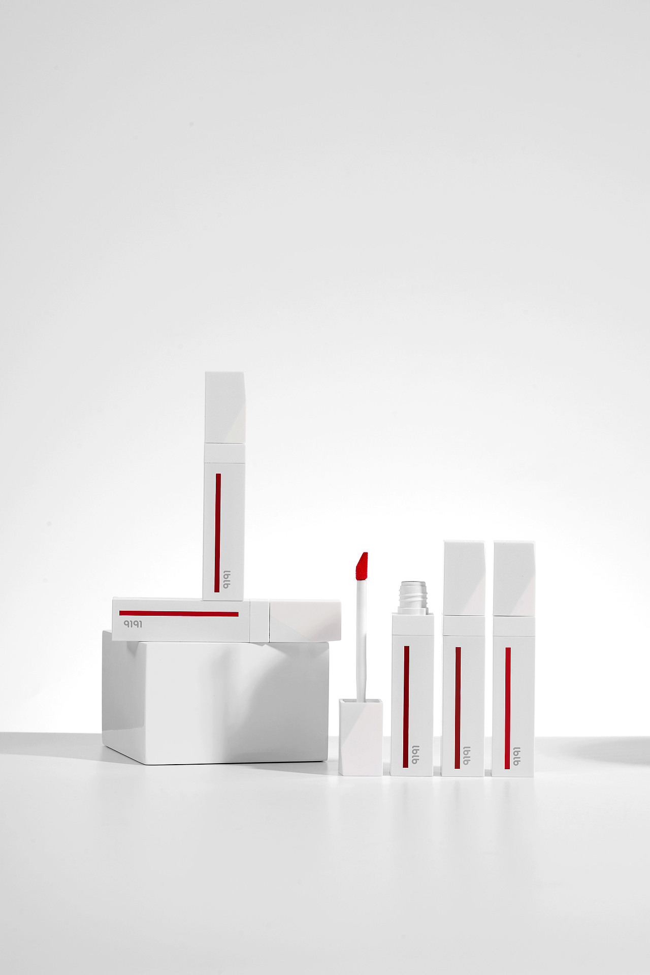 lblb唇釉 白色_乱发艺术家-站酷ZCOOL