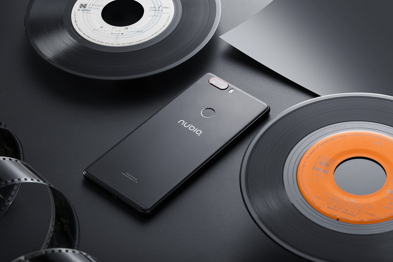 三星盖乐世S8 & 努比亚Z17无边框 |摄影|产品摄影|X老师会拍照_原创作品-站酷ZCOOL