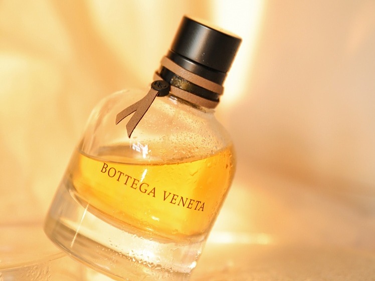 产品静物 ｜ BV同名香是初秋的味道_木里MULI-站酷ZCOOL