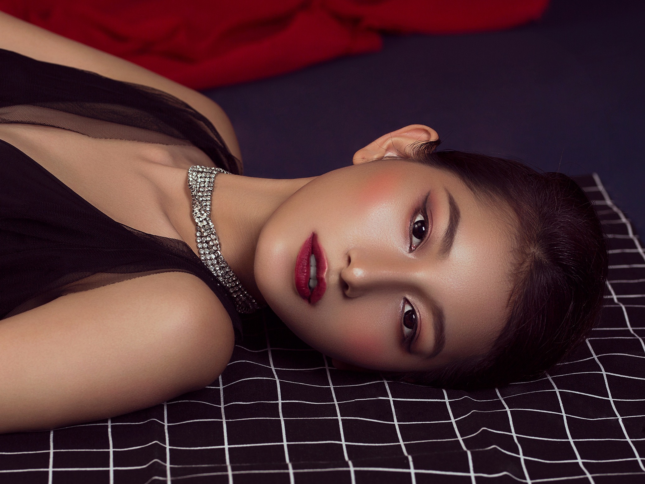 Red collision._FANCHUAN梵川视觉-站酷ZCOOL