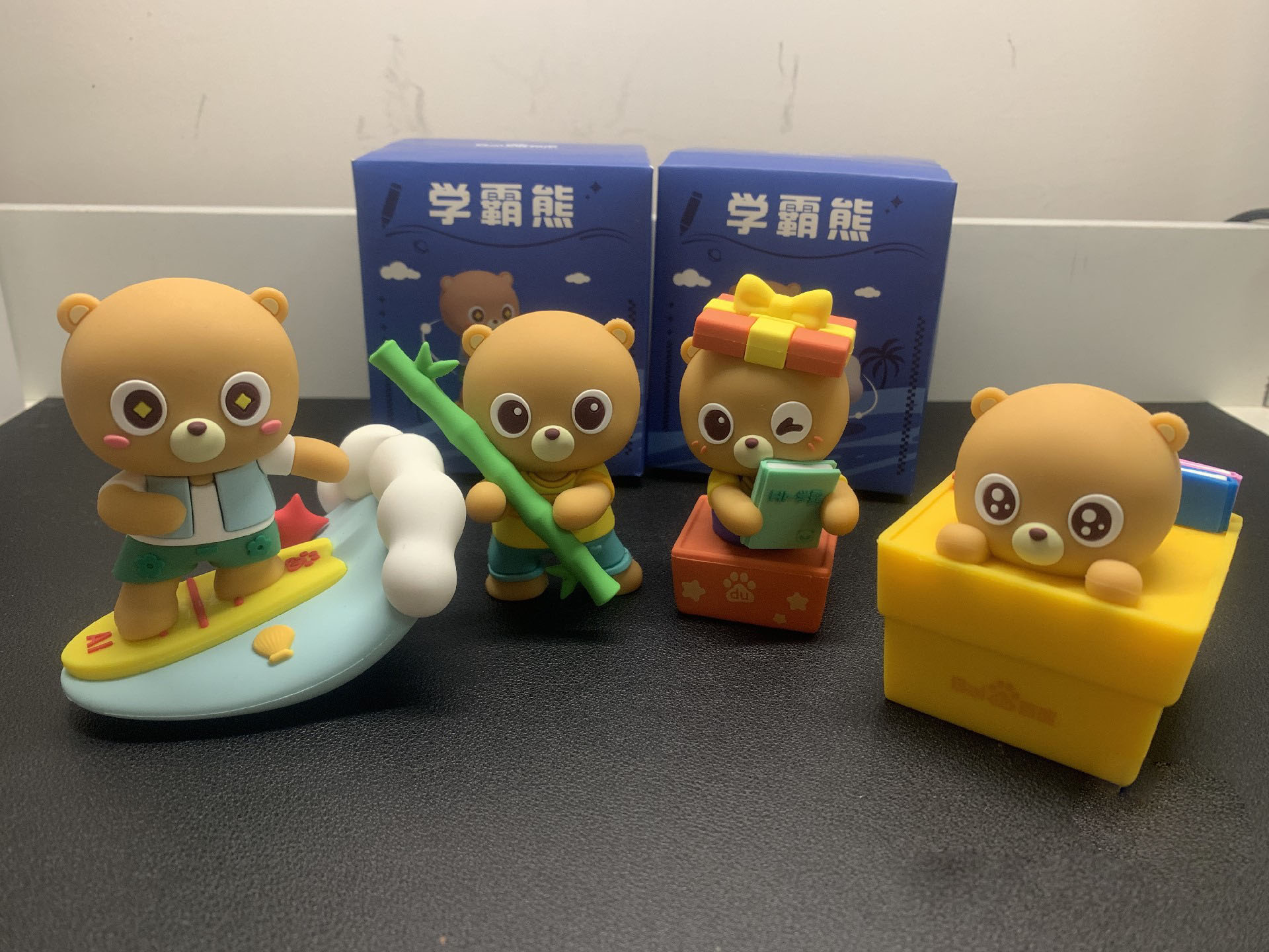 百度公仔IP衍生品_小盒子来了-站酷ZCOOL