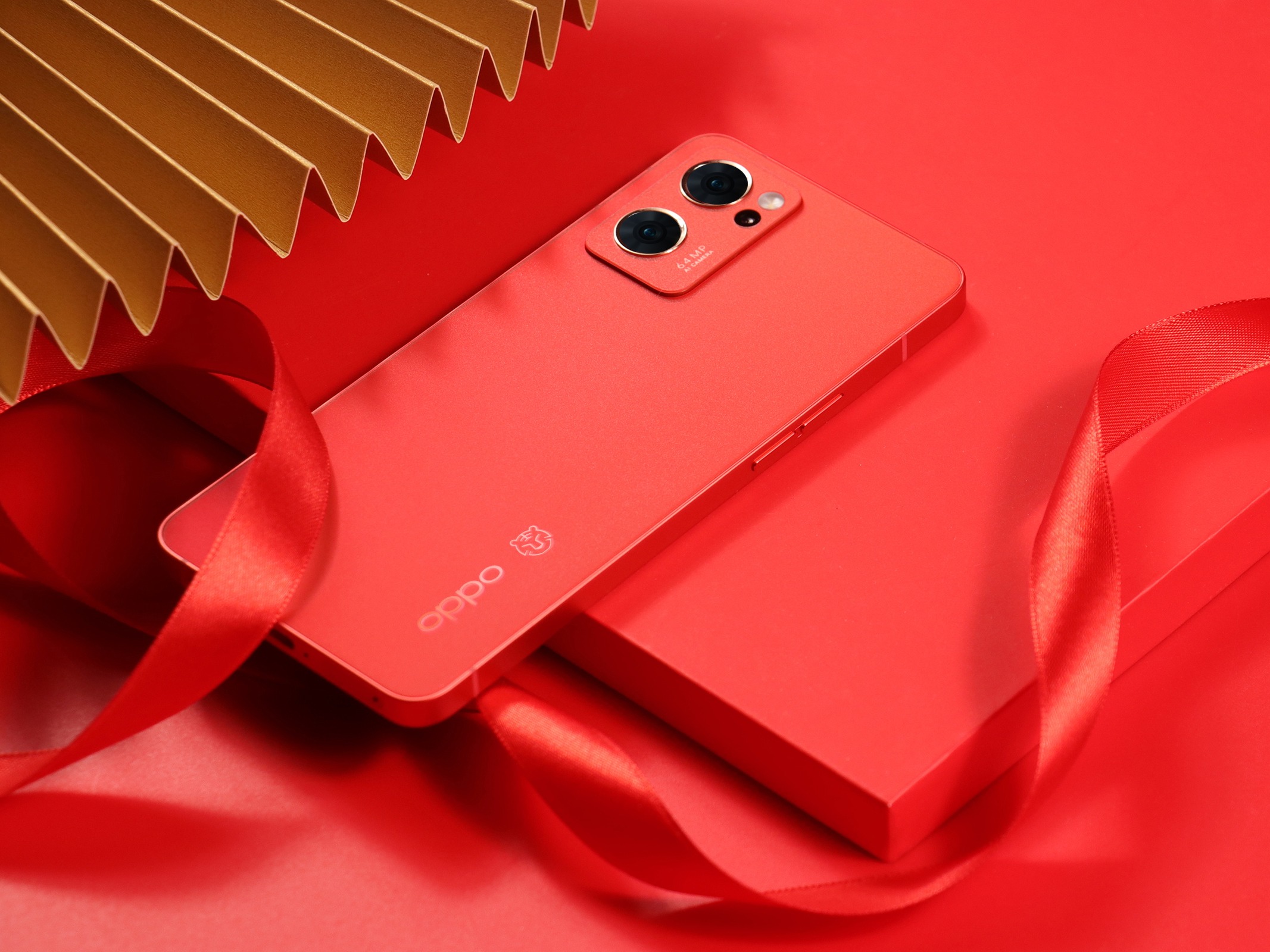 OPPO Reno7 红丝绒 _飞扬图说-站酷ZCOOL