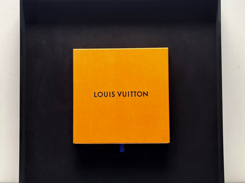 LV礼盒立体装裱_sakuraIn-站酷ZCOOL