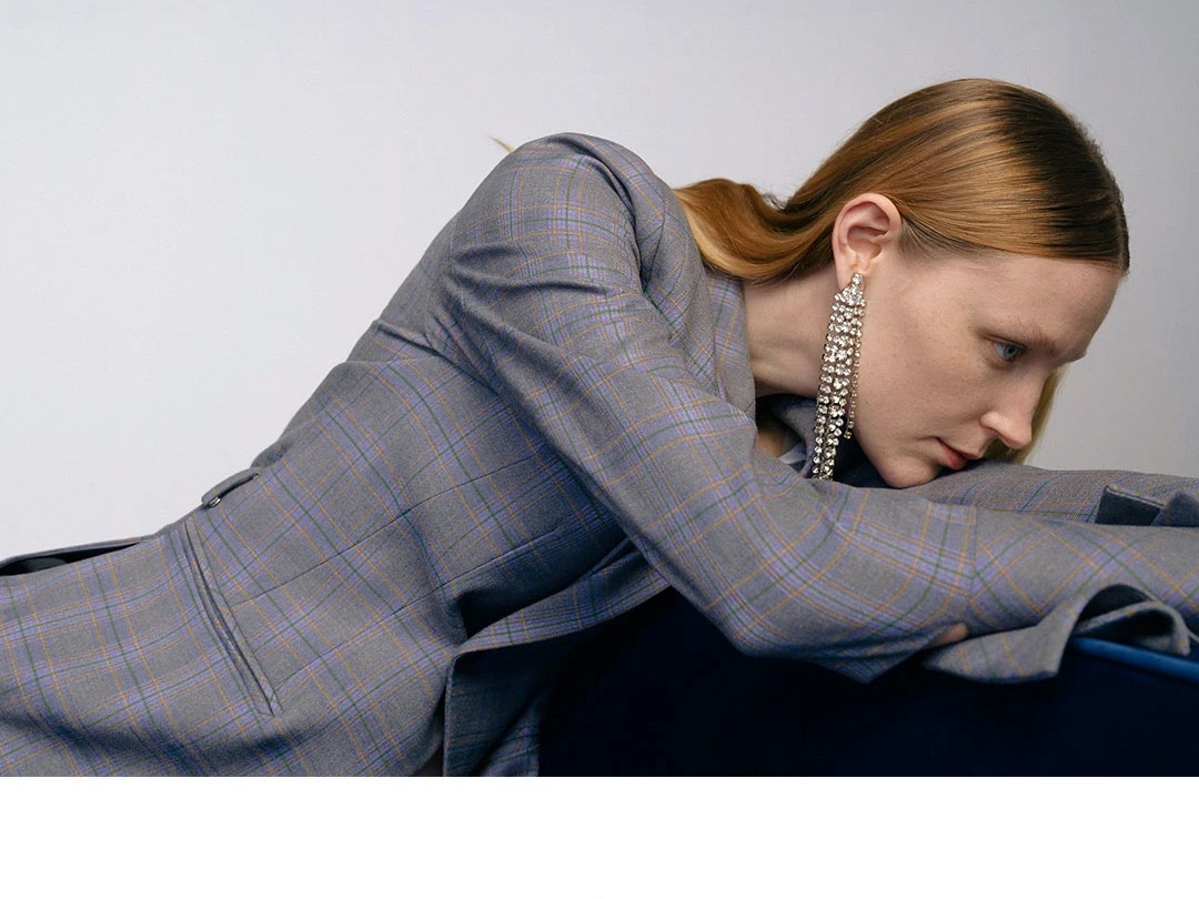 PURITY RING--GAZING MODERN WOMAN STATEMENT_funsmodel-站酷ZCOOL