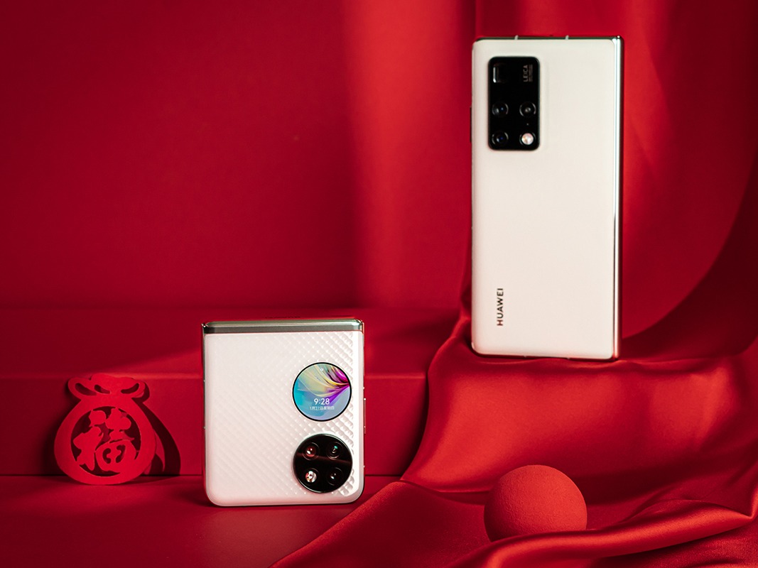 华为Mate X2 & 华为P50 Pocket_叶少Vera-站酷ZCOOL