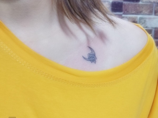 锁骨小清新纹身#美女#文身金左堂纹身河南安阳tattoo_金左堂纹身-站酷ZCOOL