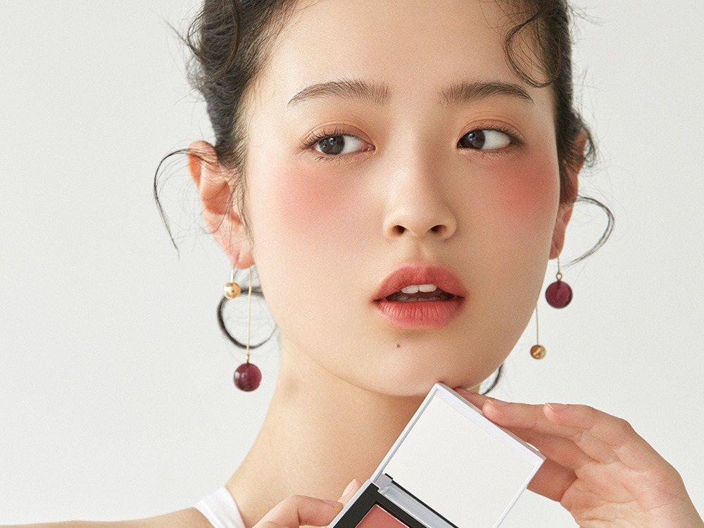 韩国模特豆豆美妆，化妆品，护肤品拍摄作品_SET韩国模特-站酷ZCOOL