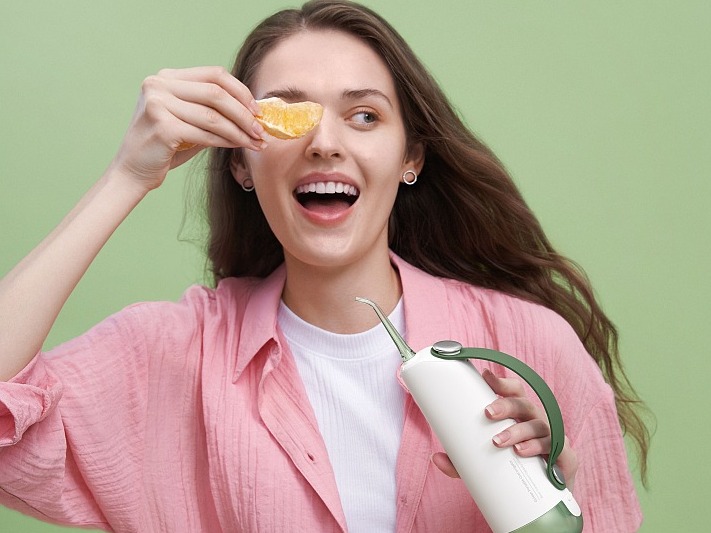 Oclena W10冲牙器平面广告拍摄_苏海明-站酷ZCOOL